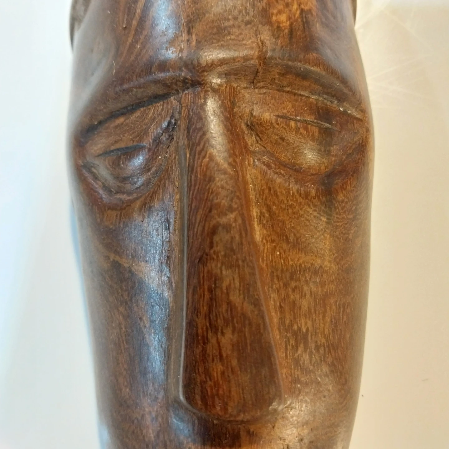 African brown-wood carved mask... | 생활/주방 | 당근 중고거래