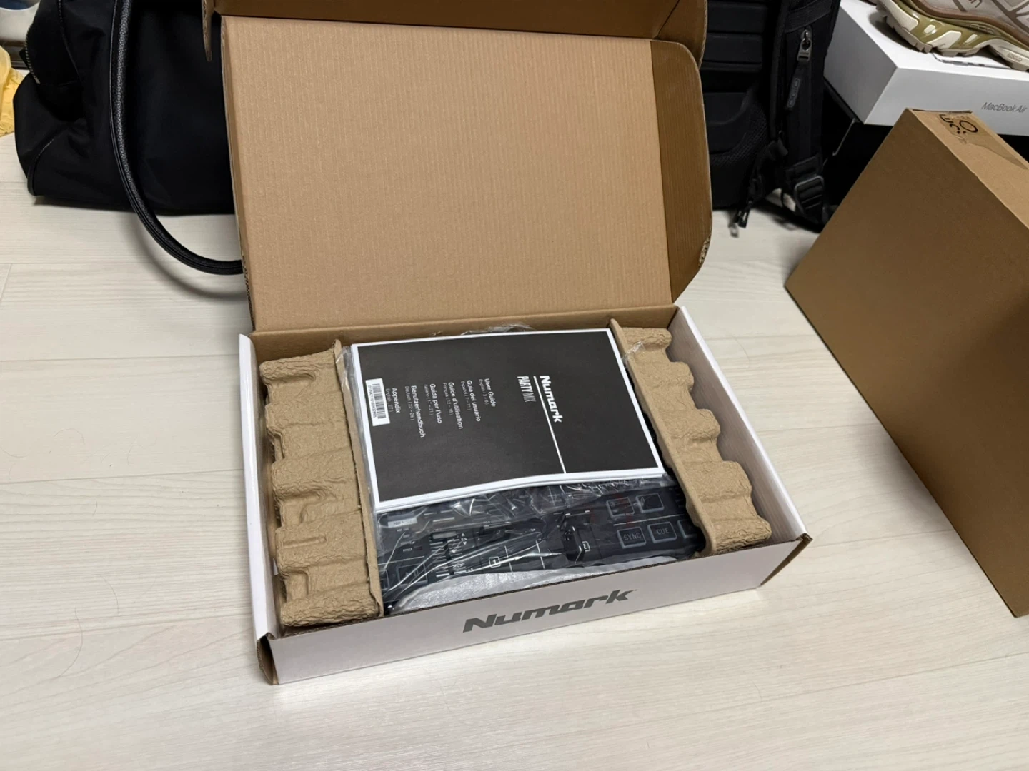 Numark Party Mix II DJ 컨트롤러 새제품 | 디지털기기 | 당근 중고거래