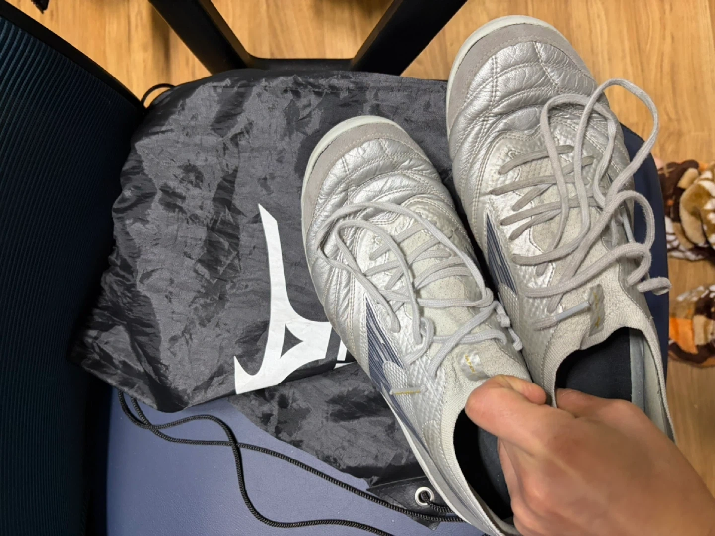 미즈노 모렐리아 살라 베타 재팬 TF 265mm | 스포츠/레저 | 당근 중고거래