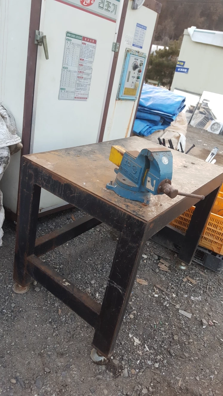 바이스. 강철판 | 기타 중고물품 | 당근 중고거래