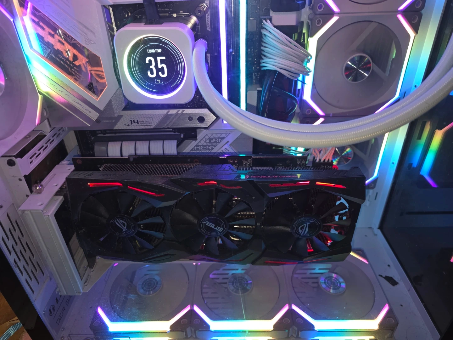 ASUS ROG STRIX RX 590 그래픽 카드 | 디지털기기 | 당근 중고거래