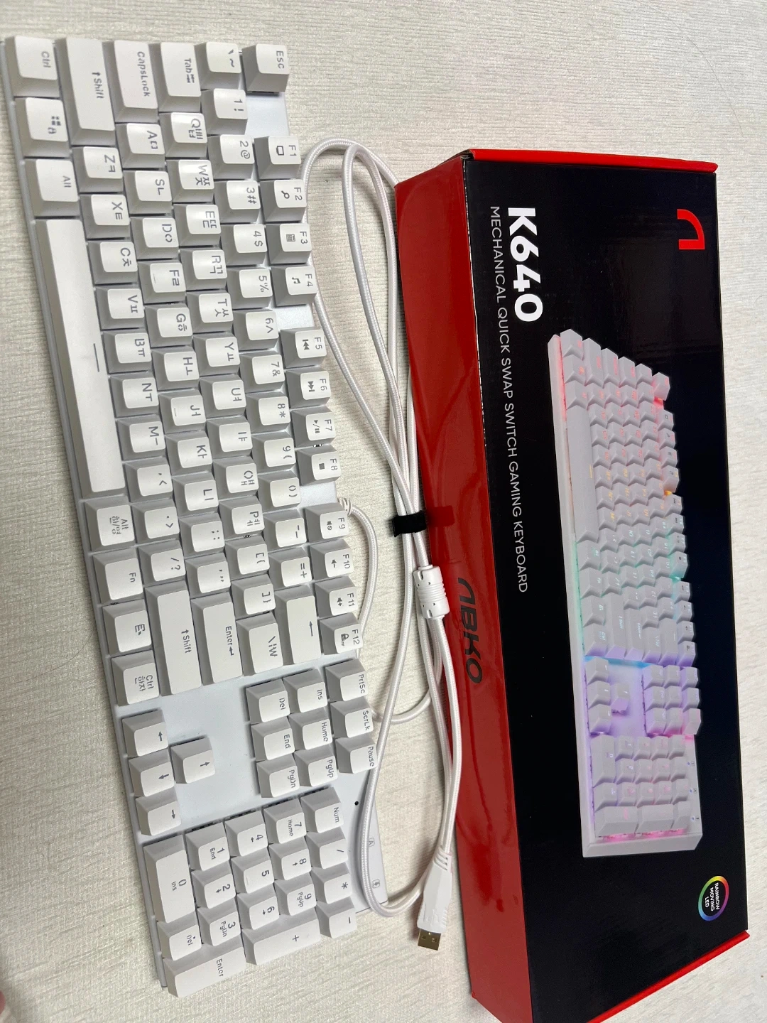ABKO Hacker K640 화이트 키보드 | 디지털기기 | 당근 중고거래