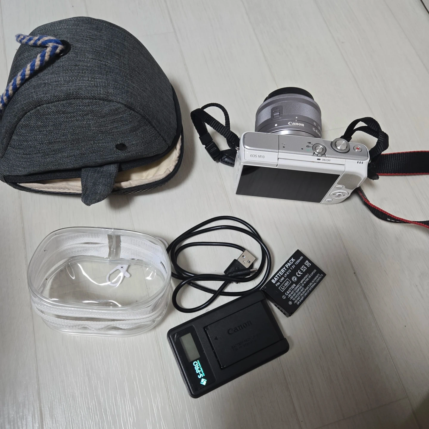 캐논 EOS M10 미러리스 카메라 화이트 (일괄) | 디지털기기 | 당근 중고거래