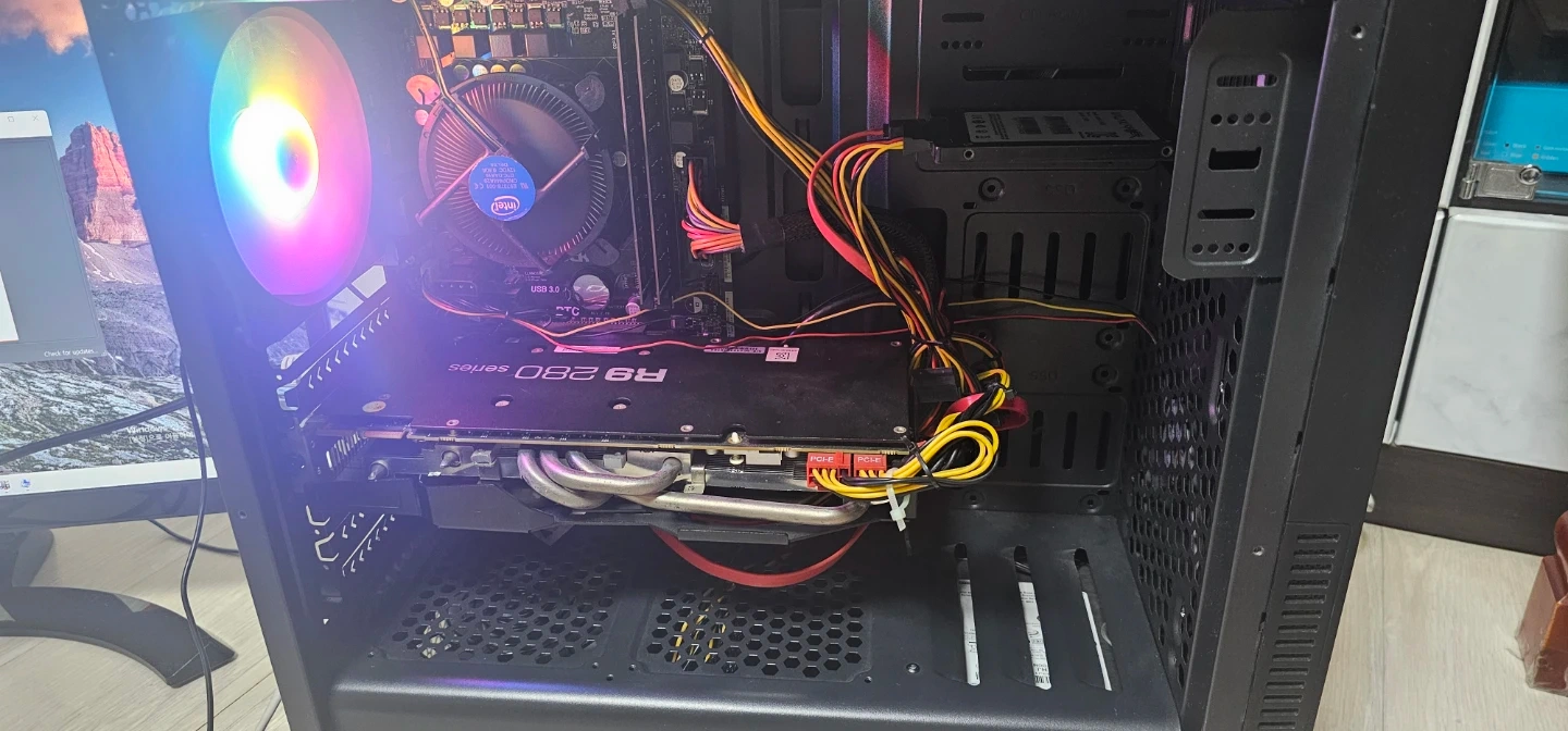 본체 i5-4690 16GB RAM R9 200 조립컴퓨터 | 디지털기기 | 당근 중고거래