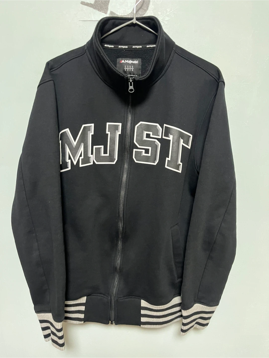 마제스틱 MJST 로고 스웨트 집업 | 남성패션/잡화 | 당근 중고거래
