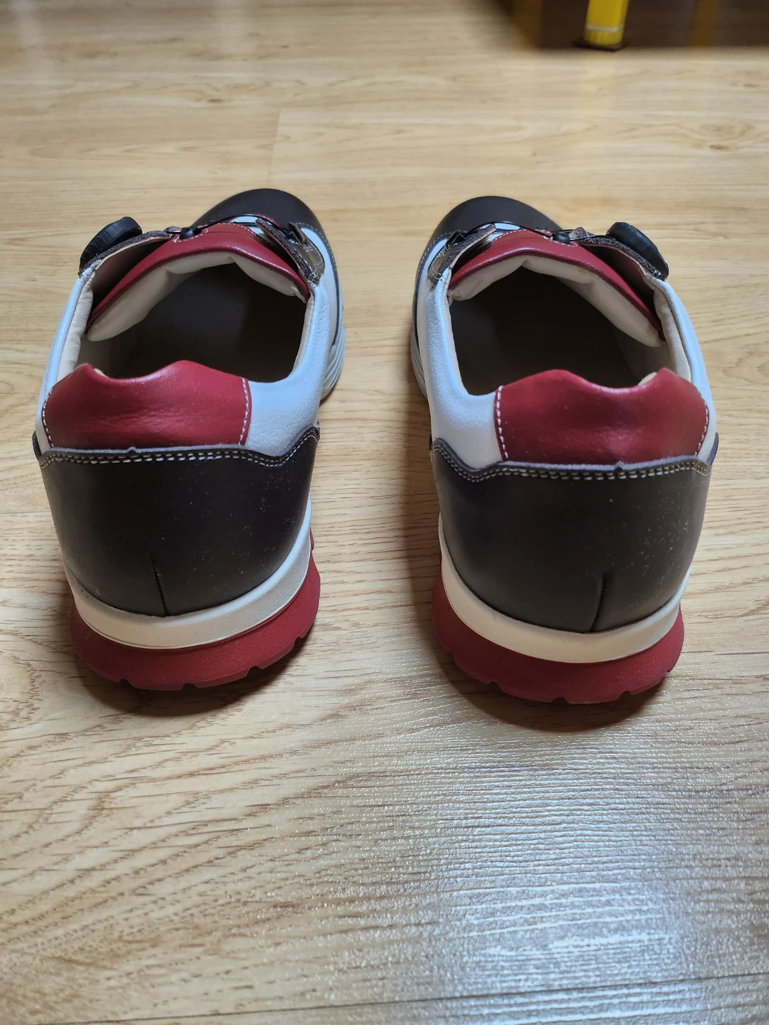 ShoeForum 다이얼 골프화 280 브라운/화이트 | 스포츠/레저 | 당근 중고거래