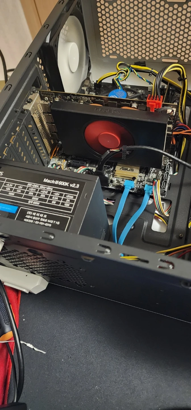 NCORE 화이트 미들타워 PC 본체 RX 570 4GB 게이밍 | 디지털기기 | 당근 중고거래