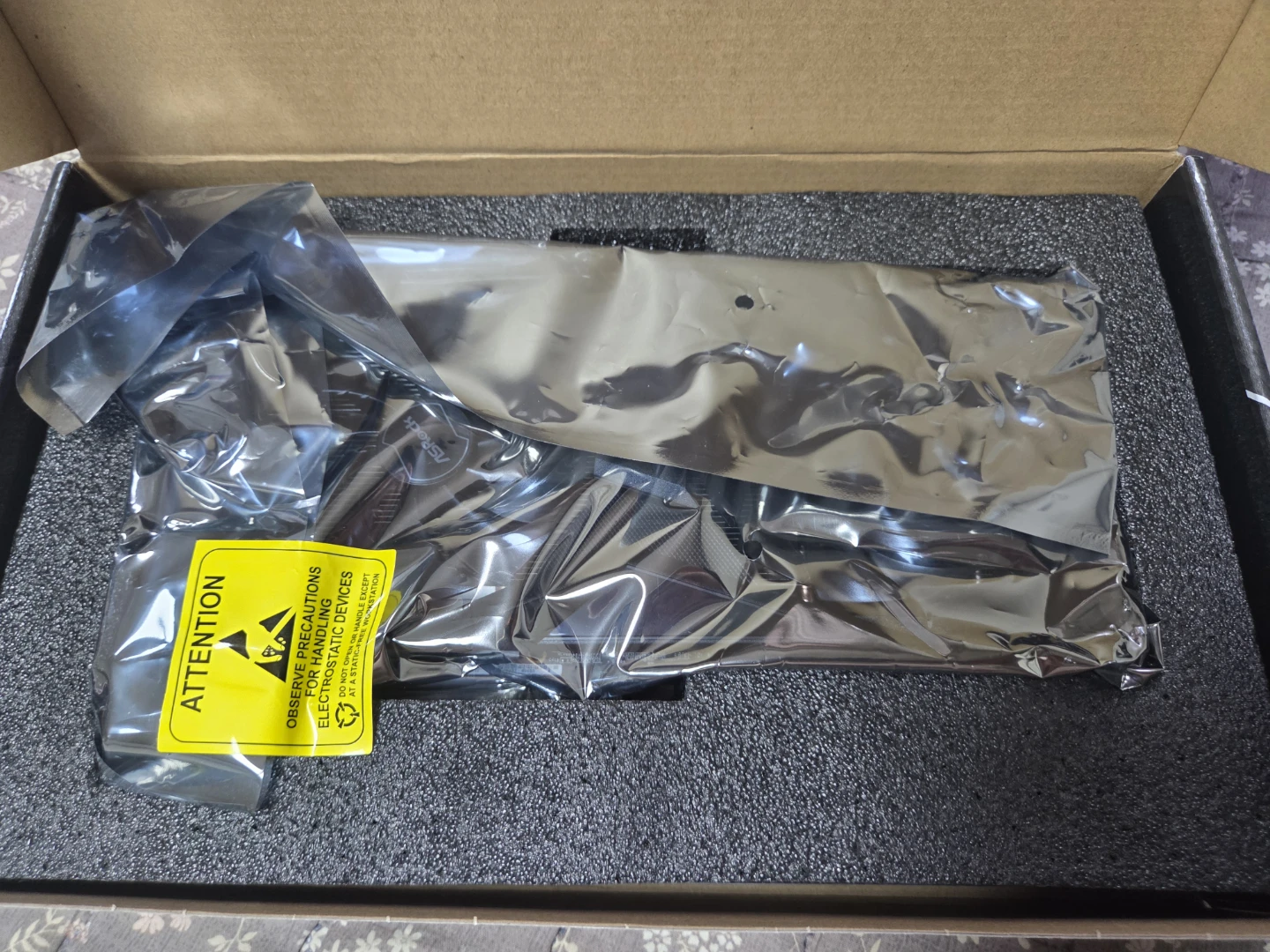ASRock RX 6600 Challenger D 8GB 그래픽카드 | 디지털기기 | 당근 중고거래
