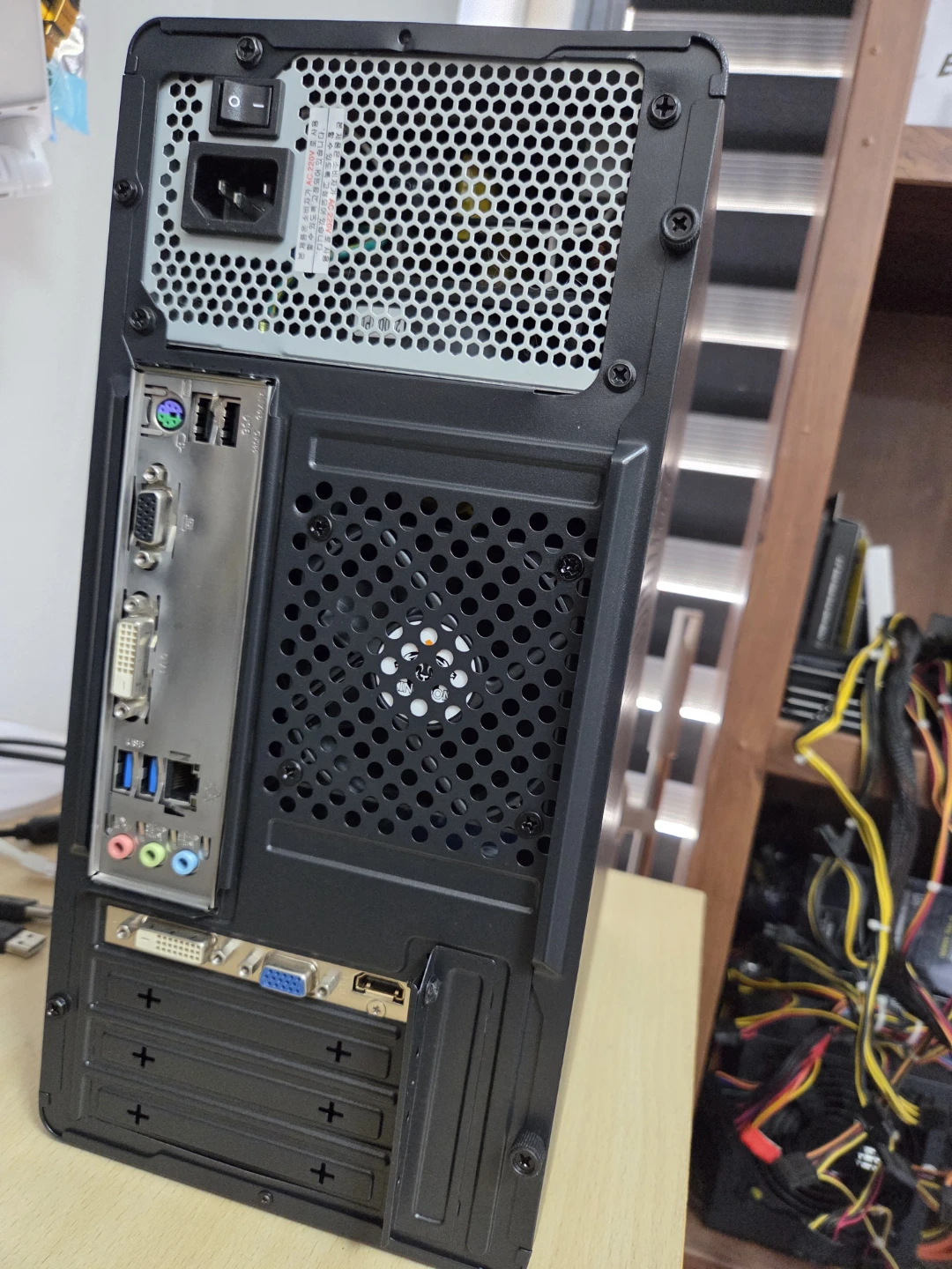 인텔 i3-7100 GTX 710 데스크탑 본체 | 디지털기기 | 당근 중고거래