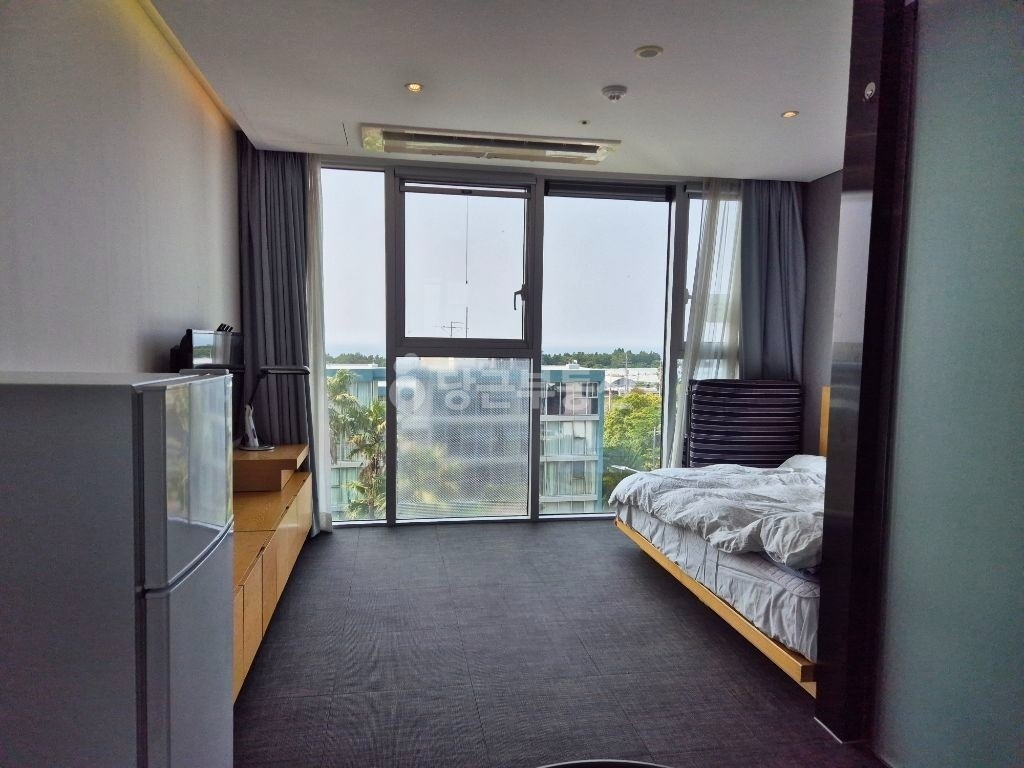 파우제인제주 마운틴블록 연세 200 / 500 | 당근 부동산