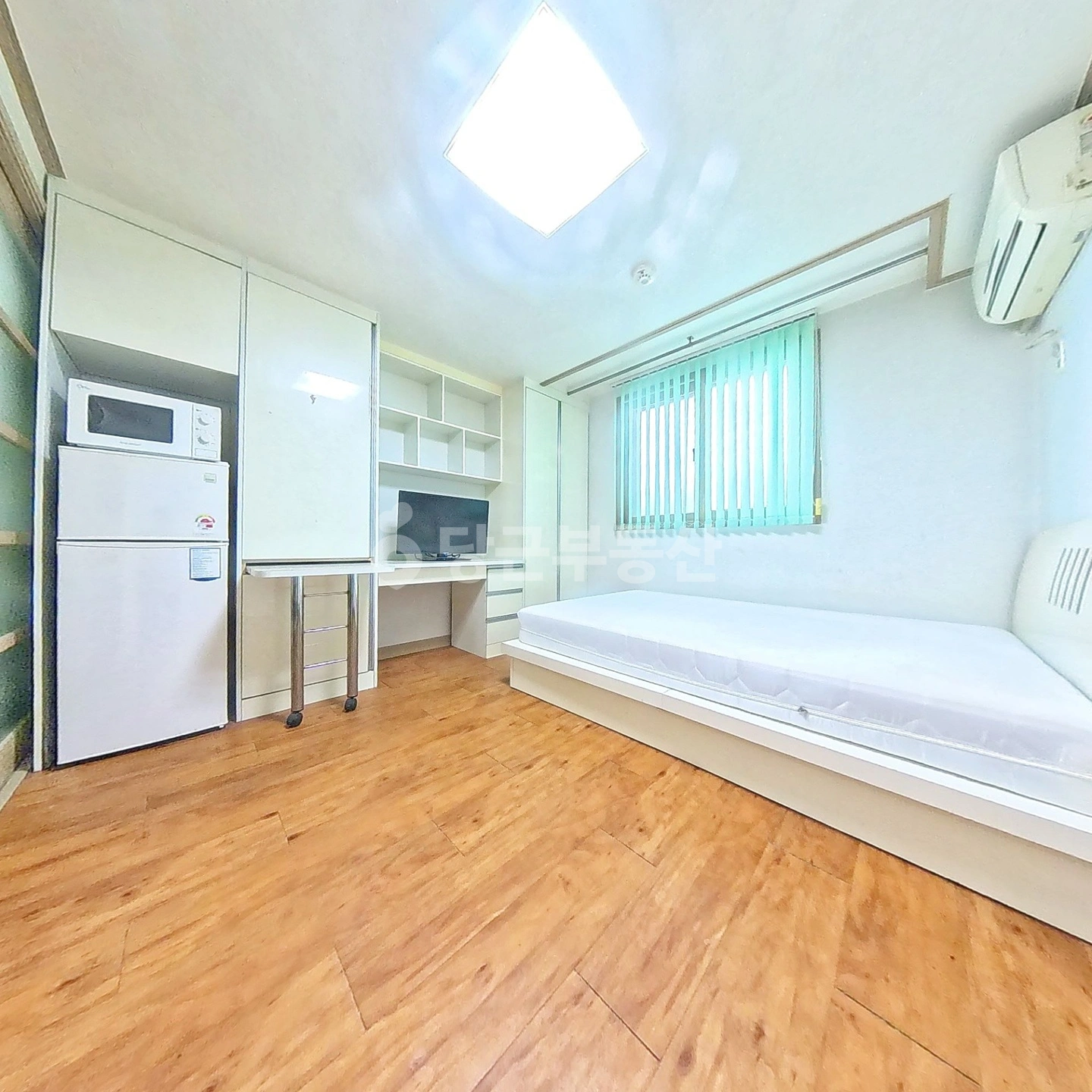 월세 100 / 28 | 당근 부동산