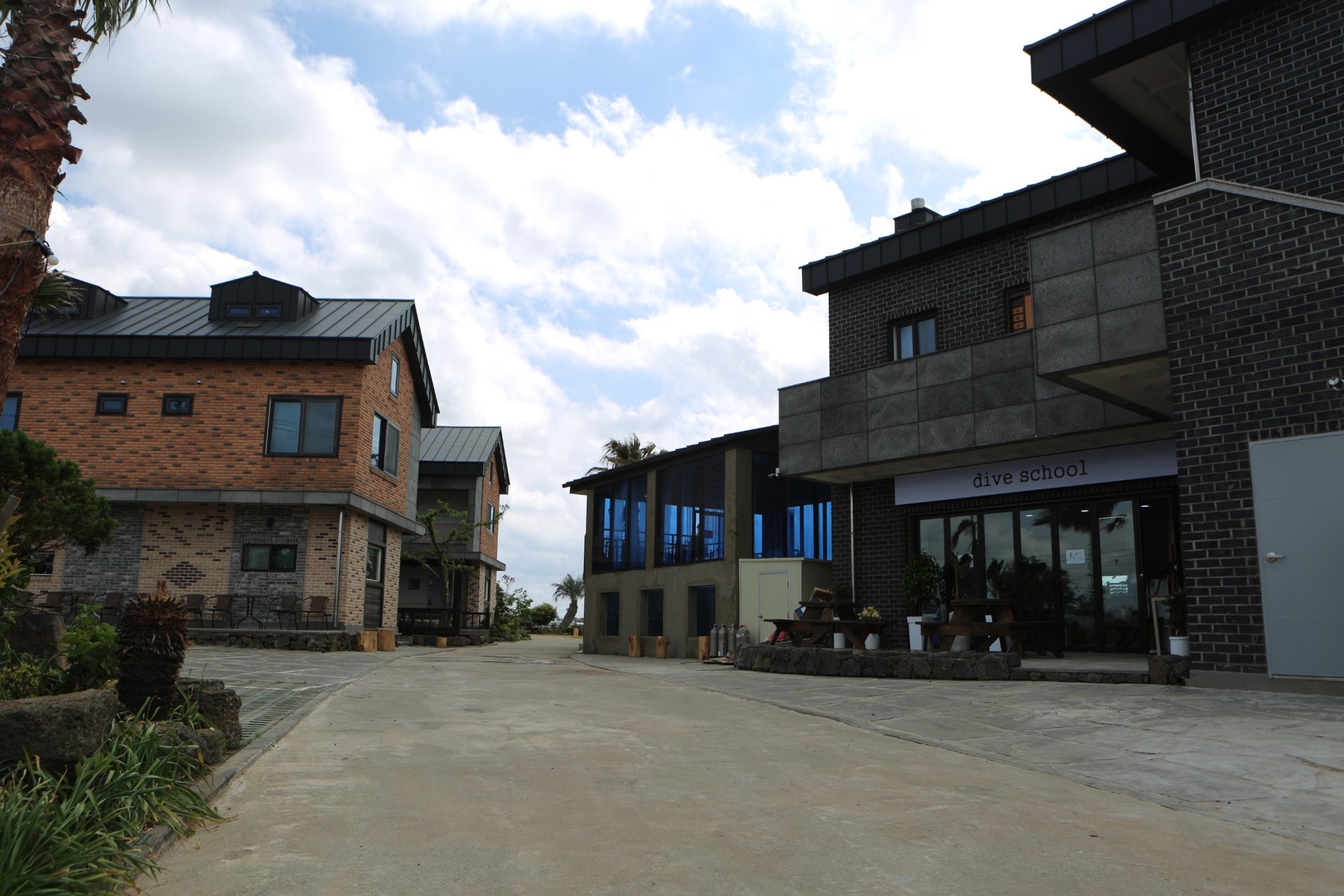 제주북서쪽 일주도로 바로 옆에 위치함 월세 1억 600 당근 부동산